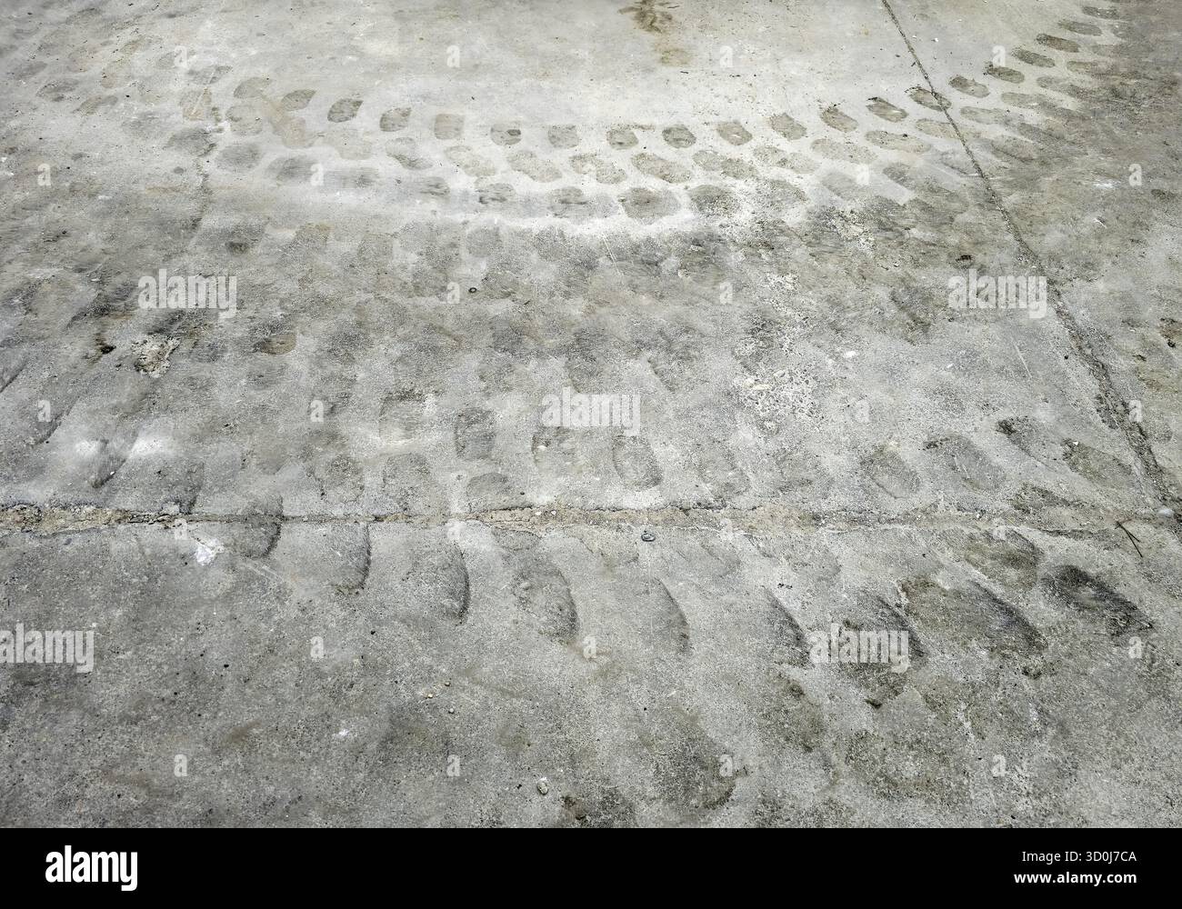 Detail of tire tread marks, skidding and speed Stock Photo - Alamy