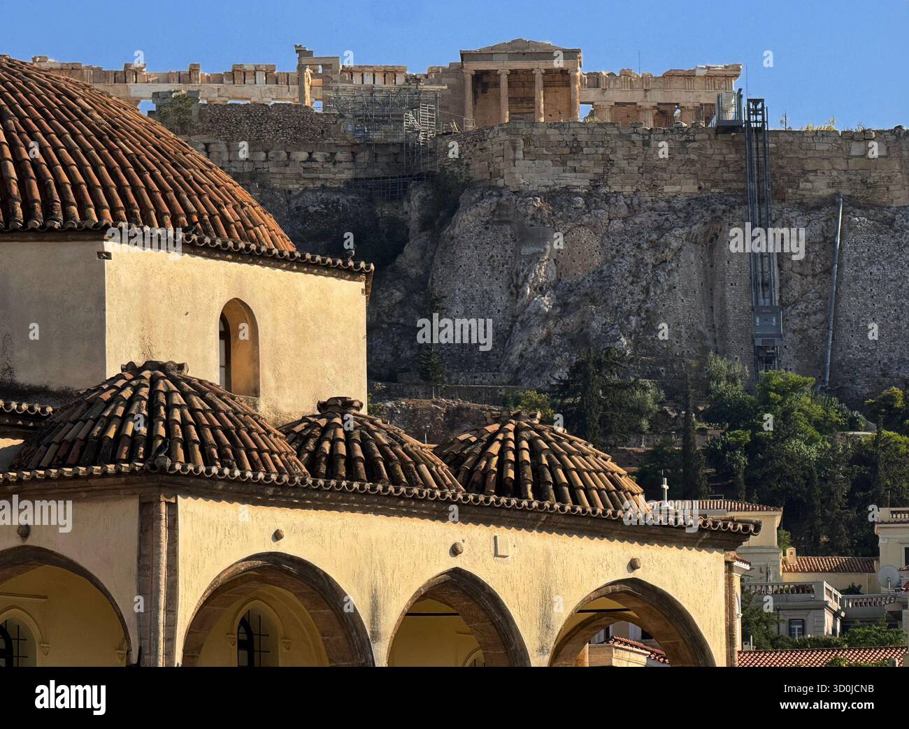 The Acropolis and the Tzistarakis Mosque on Manastiraki Square was ...