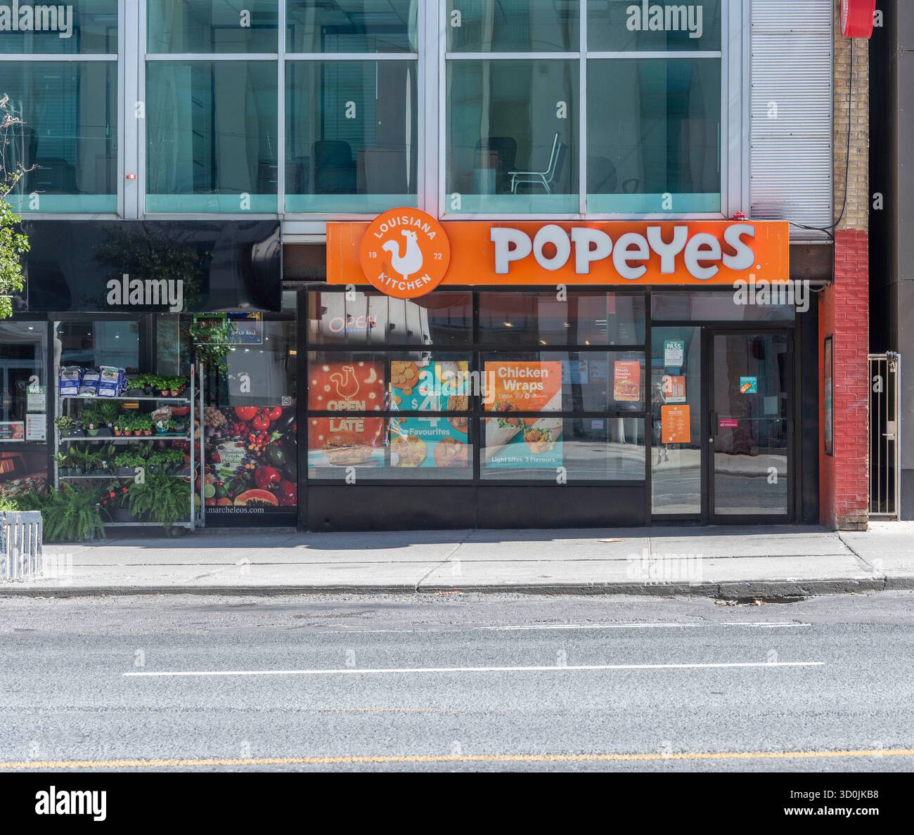 Popeyes hi-res stock photography and images - Alamy