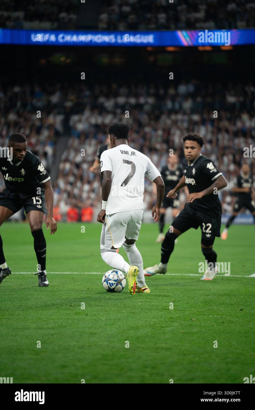 Vinícius Júnior dribbling during the UEFA Champions League match ...