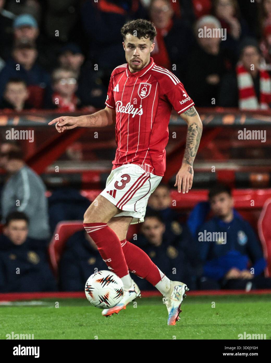 Neco Williams of Nottingham Forest breaks with the ball during the UEFA ...
