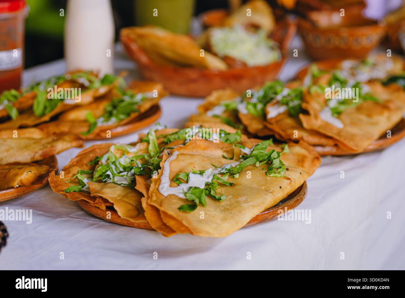 Fresh authentic deep fried hi-res stock photography and images - Alamy