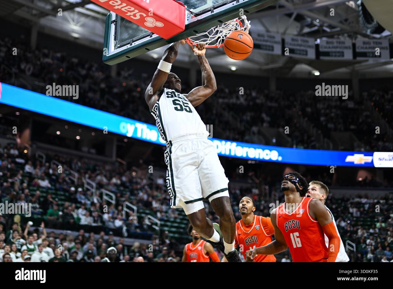 EAST LANSING, MI - OCTOBER 23: Michigan State Spartans forward Coen ...