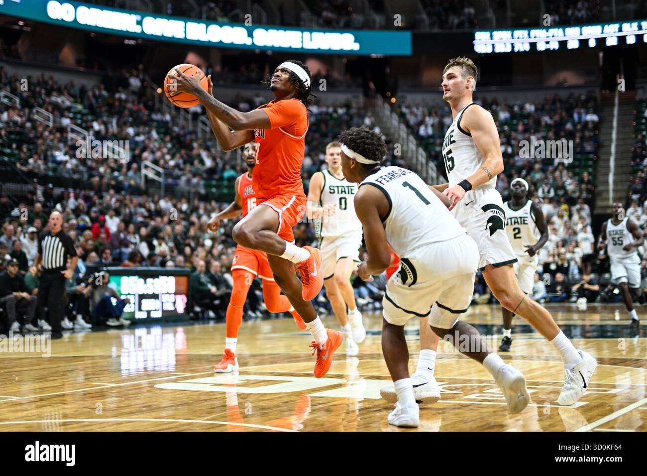 EAST LANSING, MI - OCTOBER 23: Bowling Green Falcons guard Javontae ...