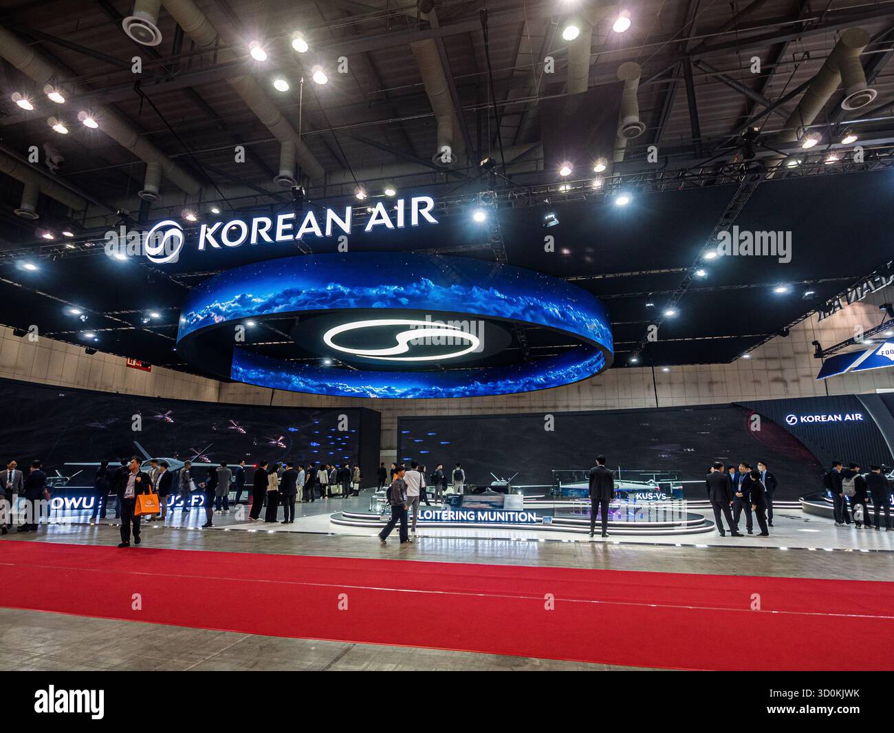 Kus design hi-res stock photography and images - Alamy