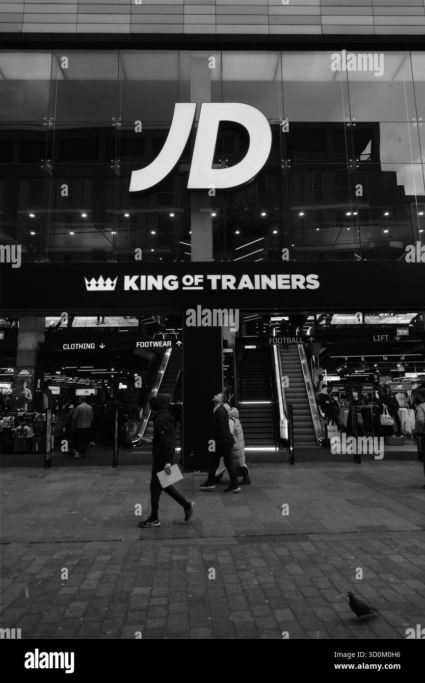 Sportswear urban fashion Black and White Stock Photos & Images - Alamy