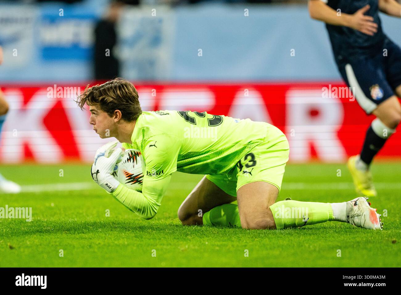 Malmo, Sweden. 23rd, October 2025. Goalkeeper Melker Ellborg (33) of ...