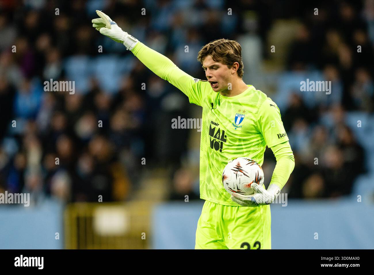 Malmo, Sweden. 23rd, October 2025. Goalkeeper Melker Ellborg (33) of ...