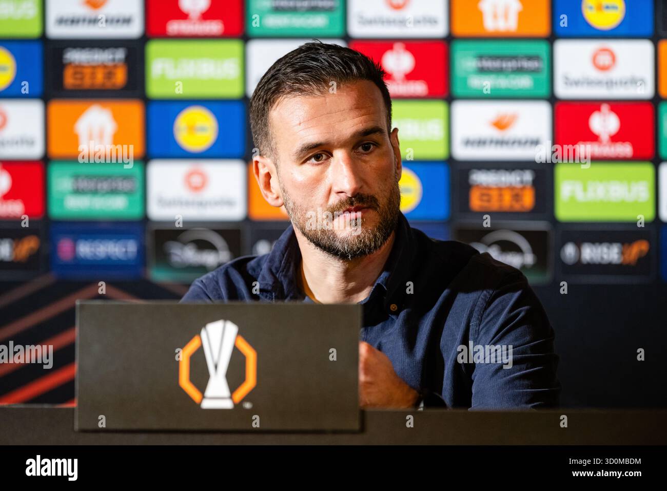 Malmoe ff v dinamo zagreb hi-res stock photography and images - Alamy