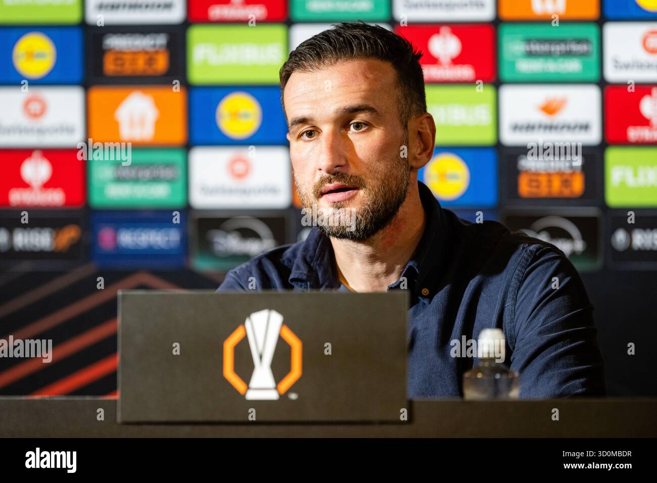 Malmoe ff v dinamo zagreb hi-res stock photography and images - Alamy