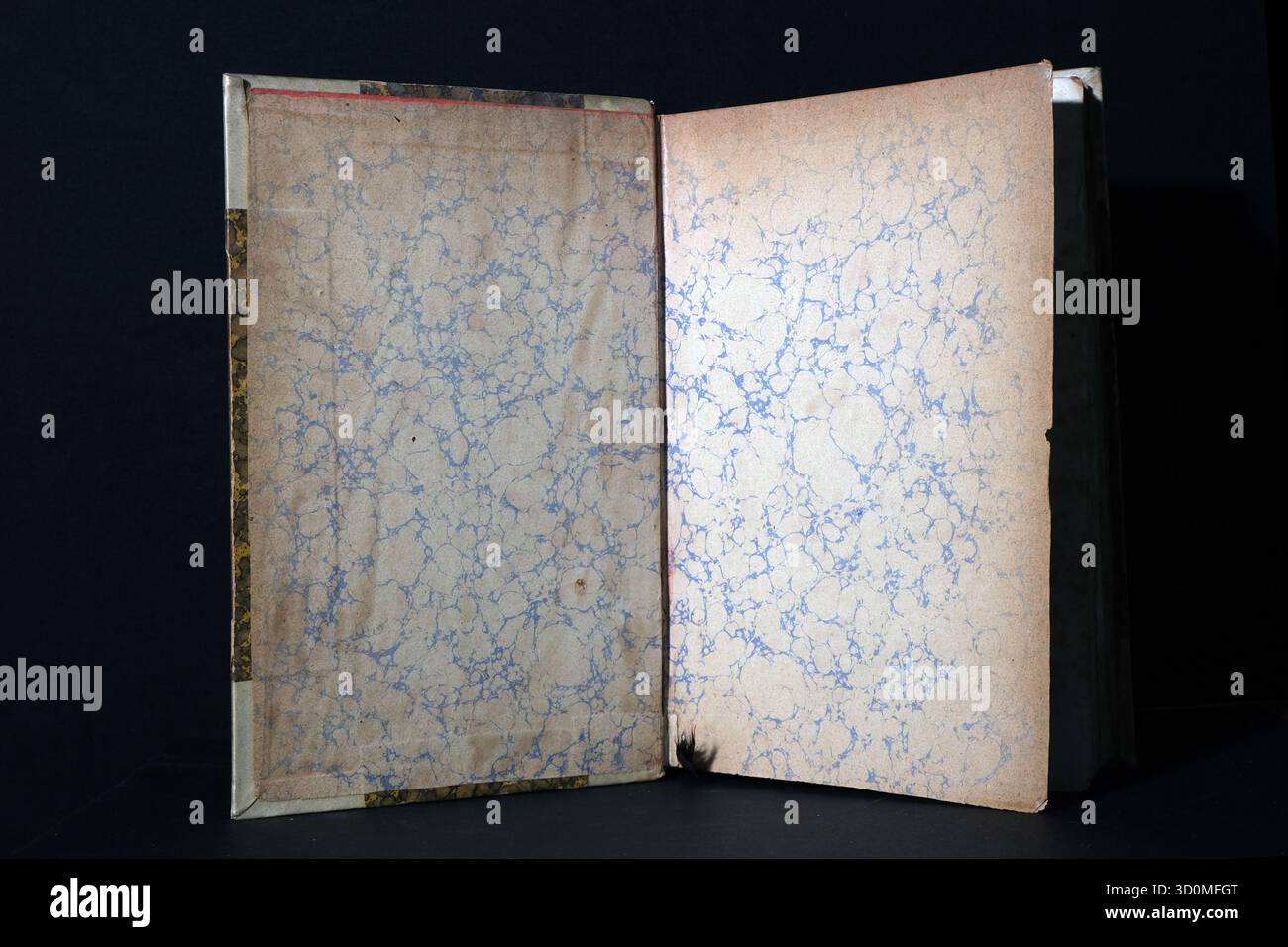 Endpapers hi-res stock photography and images - Alamy