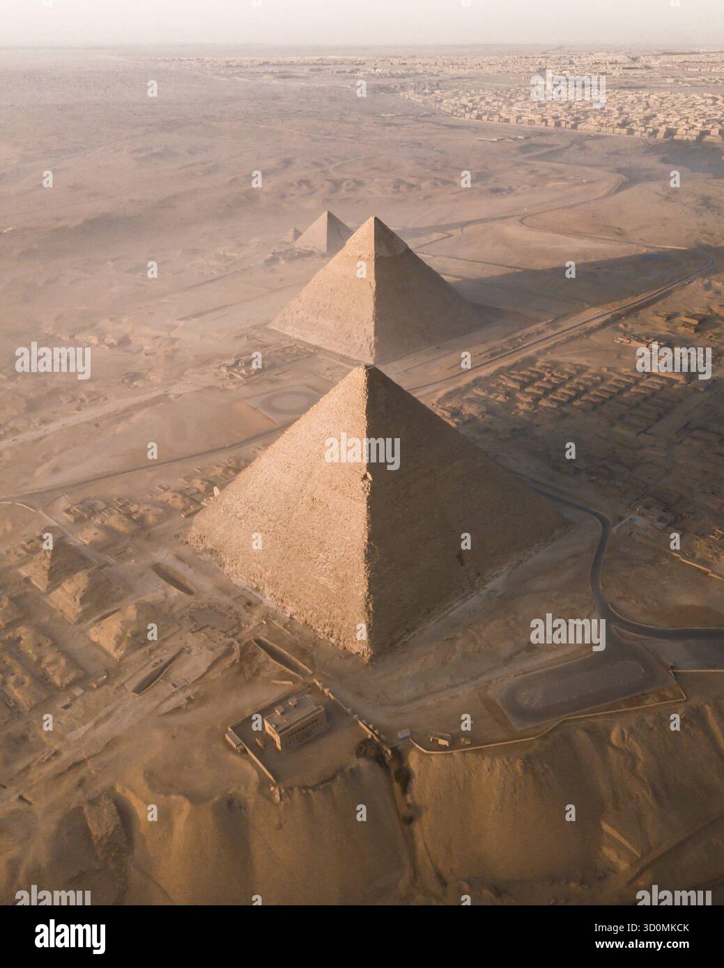 Old egypt bird eye view hi-res stock photography and images - Alamy
