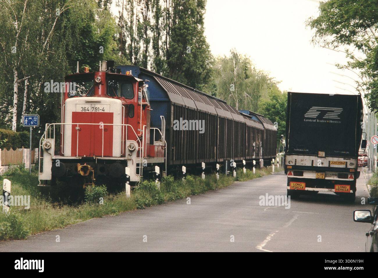 Ford logistikzug hi-res stock photography and images - Alamy