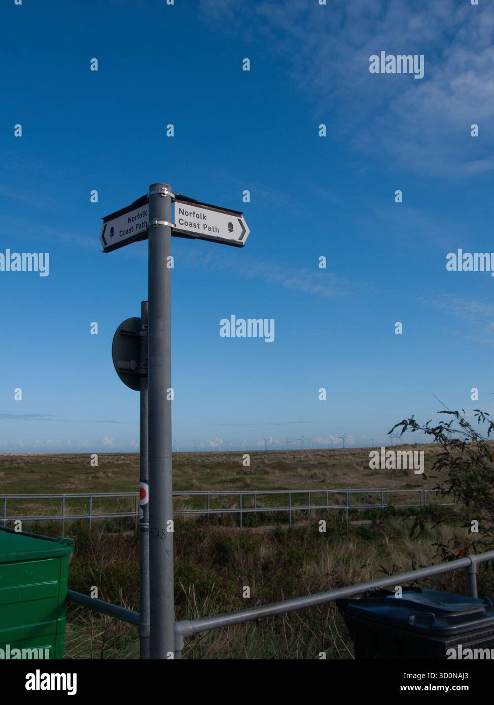 Norfolk Coast Path sign, Great Yarmouth Stock Photo - Alamy