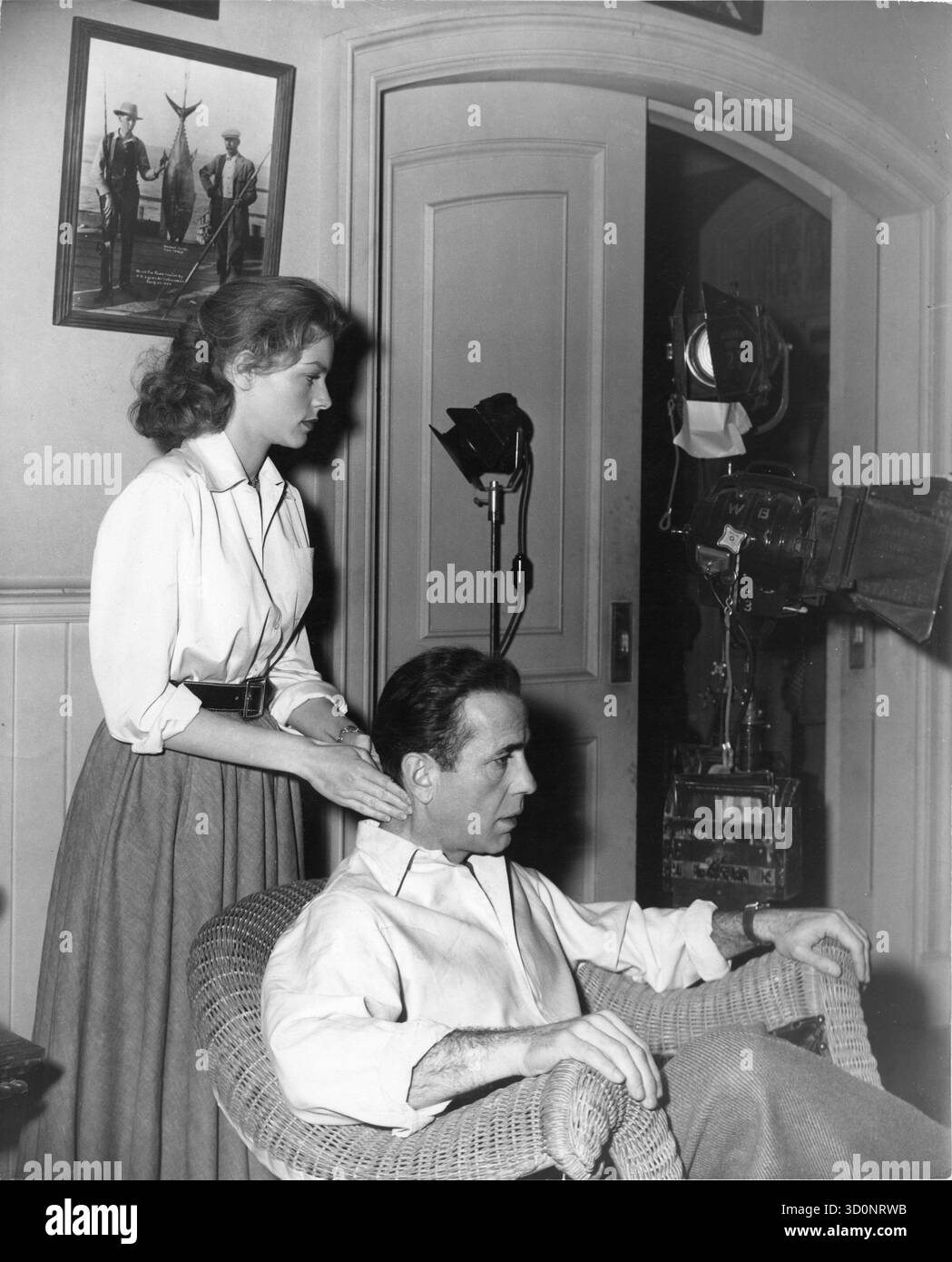 LAUREN BACALL and HUMPHREY BOGART on the set of KEY LARGO 1948 Director ...