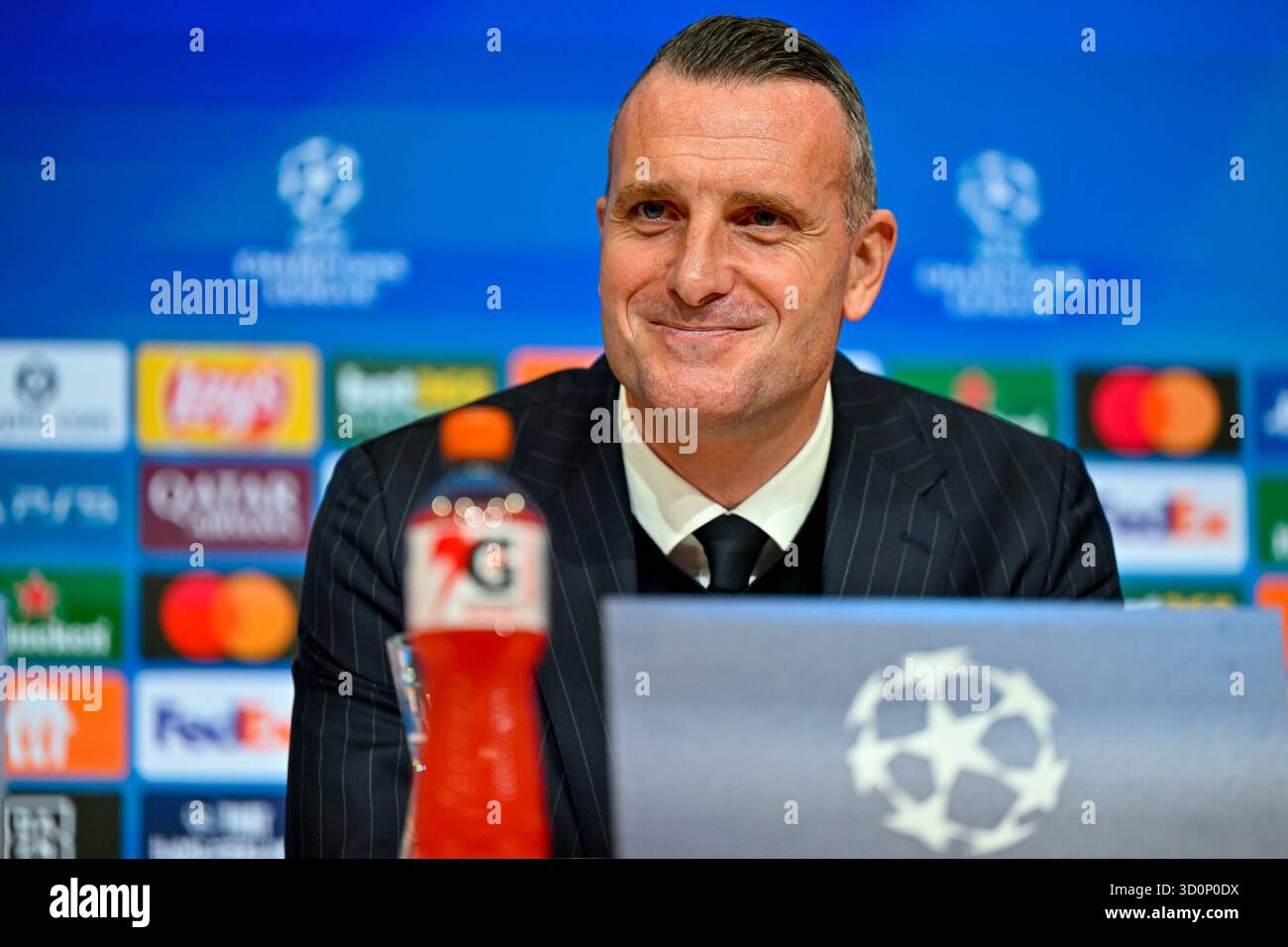 Trainer Nicky HAYEN (Headcoach, Coach, Club Brügge) auf der ...