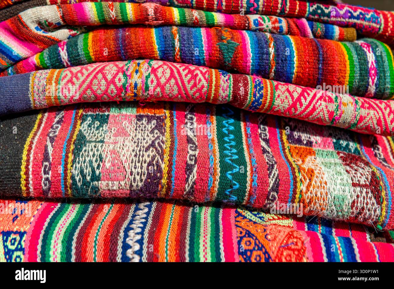 Traditional Andes textiles and fabrics, Tarabuco market, Sucre, Bolivia ...