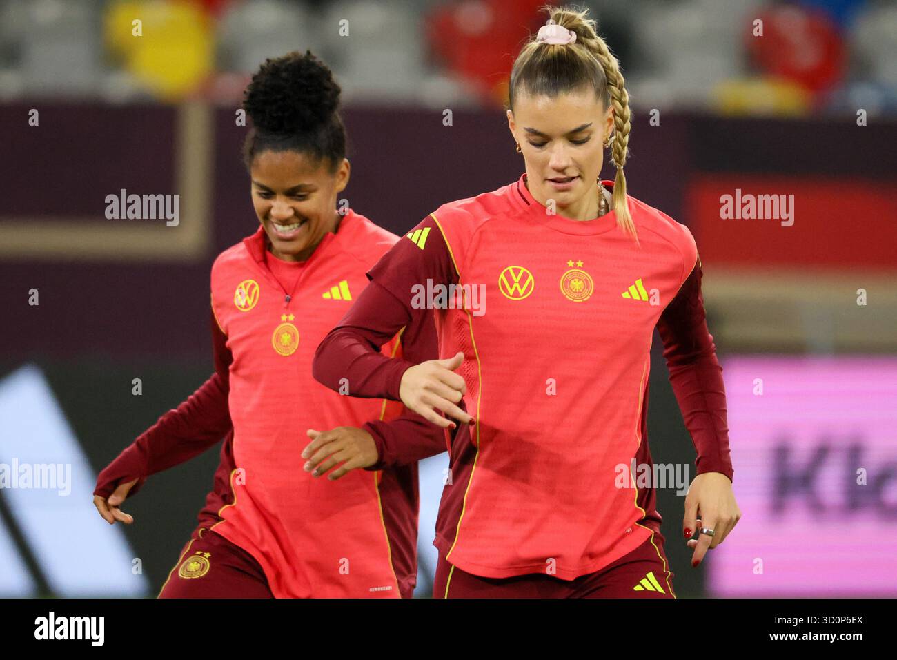 Düsseldorf, Deutschland 23. Oktober 2025: UEFA Nations League Women ...