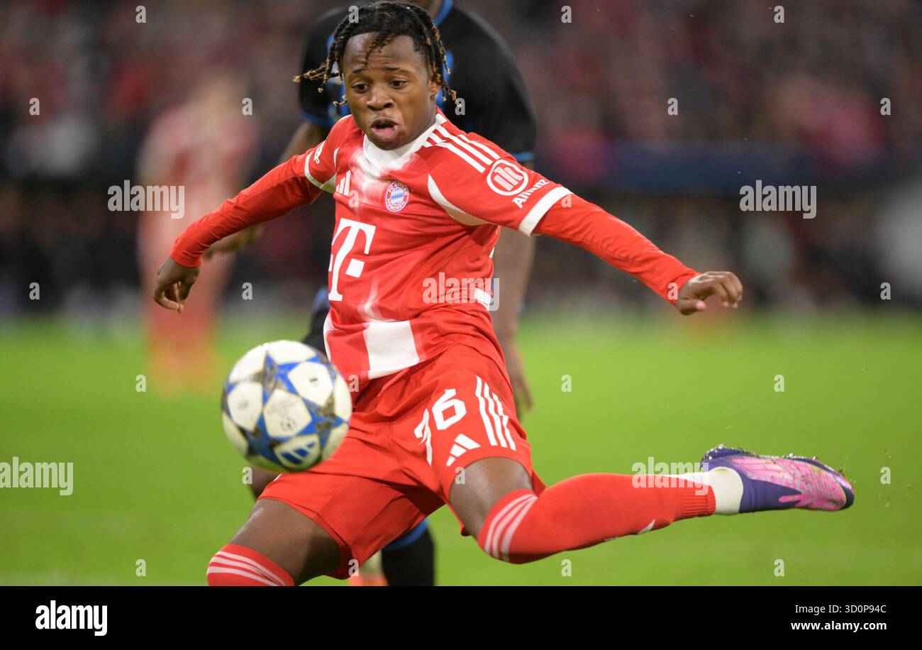 Wisdom Mike (Bayern) Munich, September 22, 2025, Football, UEFA ...