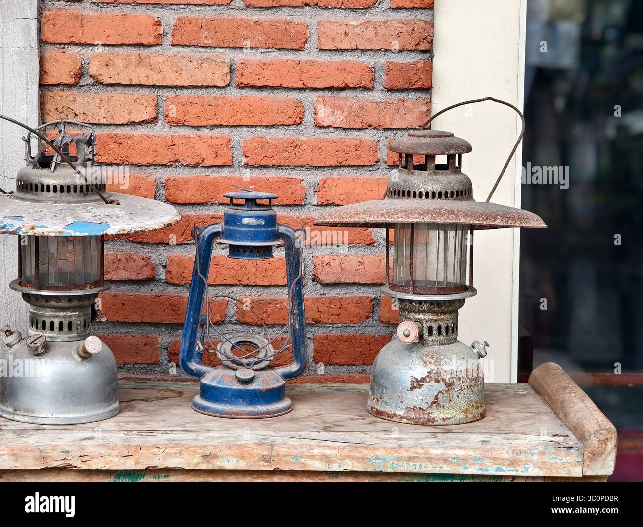 Pressure gas lanterns hi-res stock photography and images - Alamy