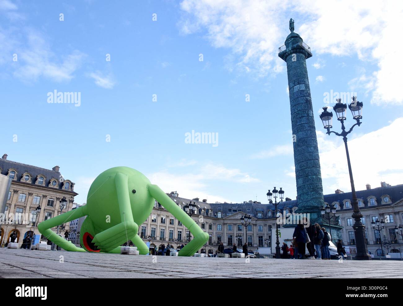 Paris, France. 24th Oct, 2025. A giant inflatable Kermit The Frog by ...