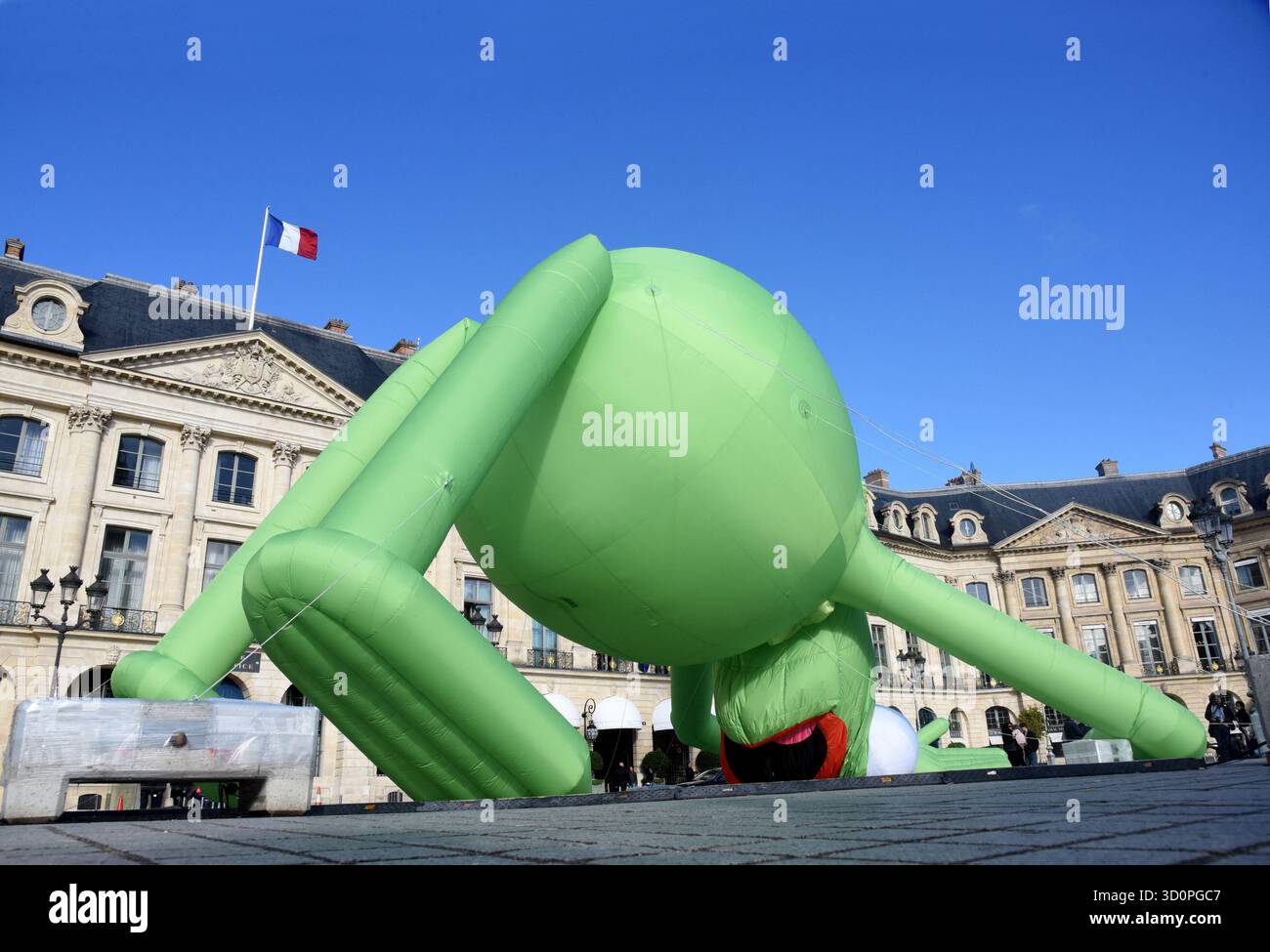 Paris, France. 24th Oct, 2025. A giant inflatable Kermit The Frog by ...