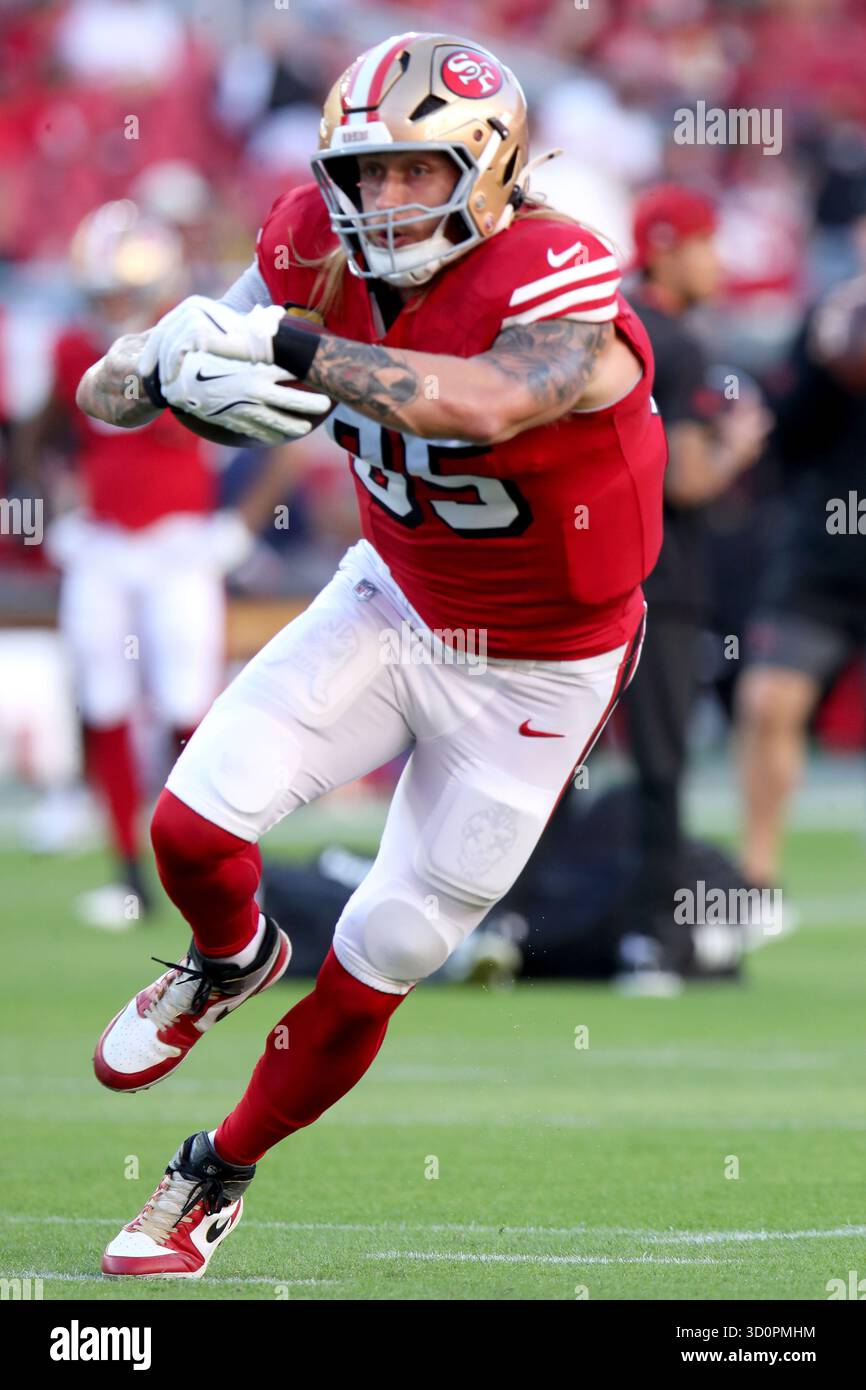 San Francisco 49ers tight end George Kittle (85) warms up during an NFL ...