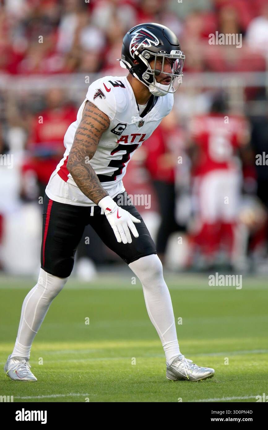 Atlanta Falcons free safety Jessie Bates III (3) runs during an NFL ...