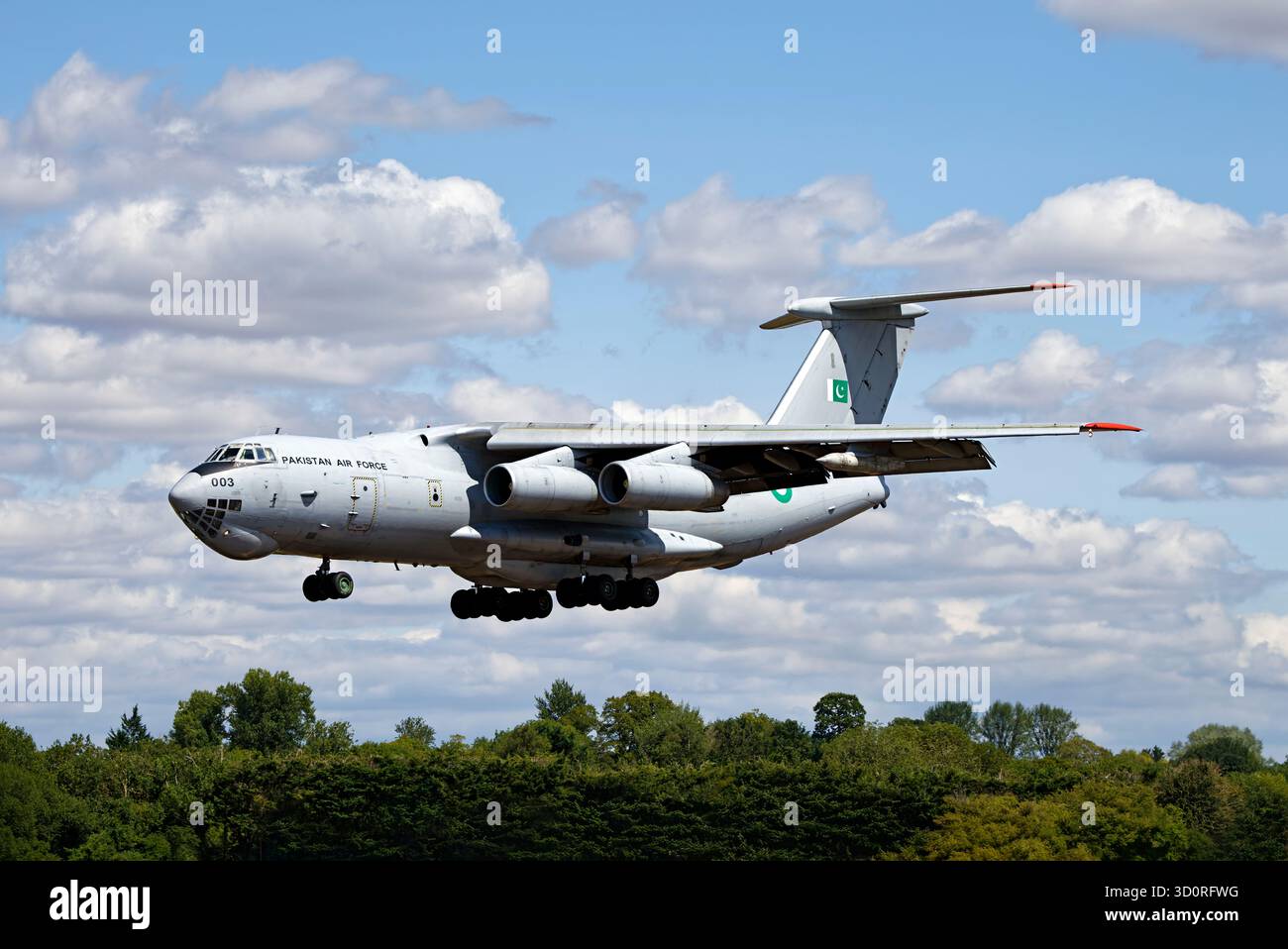 10mrtt squadron hi-res stock photography and images - Alamy