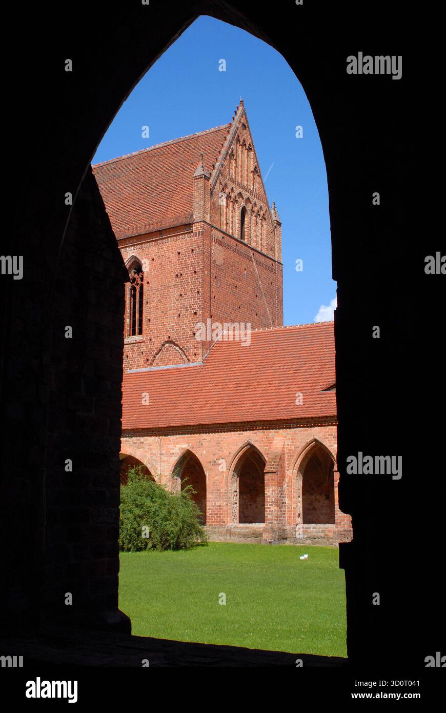 Kloster chorin medieval brick hi-res stock photography and images - Alamy