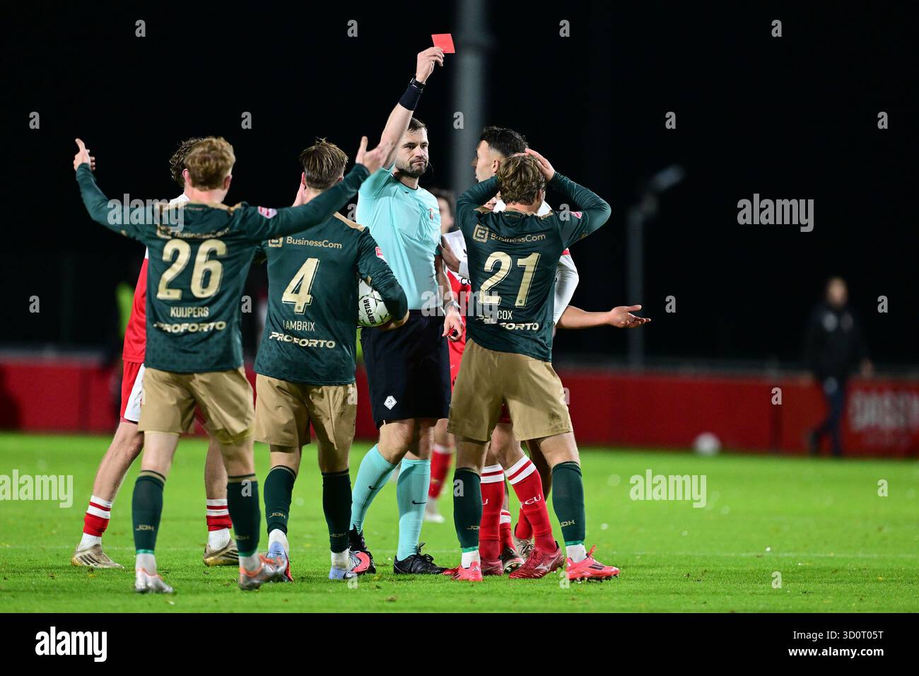 UTRECHT , 24-10-2025 , Sportpark Zoudenbalch , season 2025 / 2026 ...