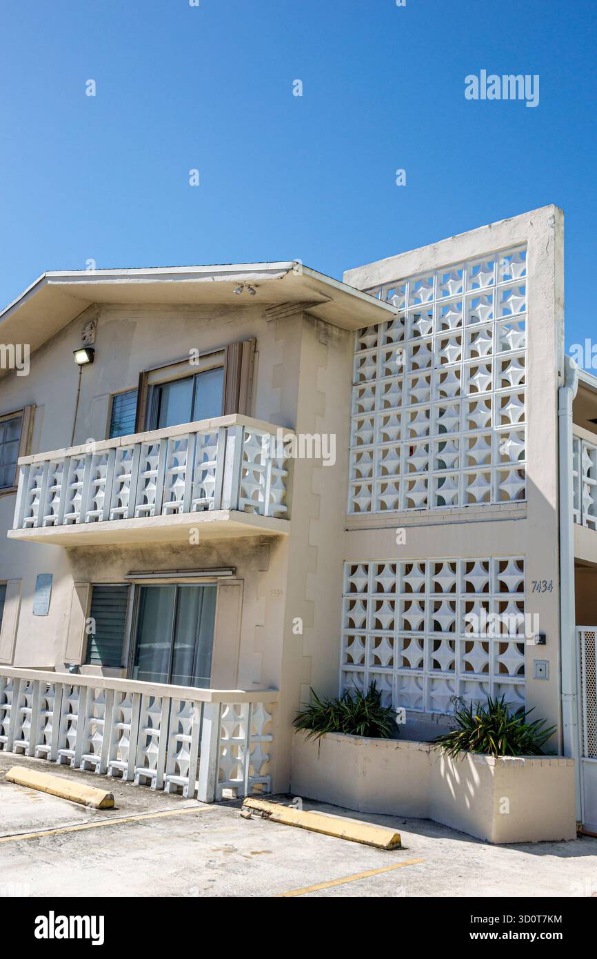 Surfside miami florida apartment hi-res stock photography and images ...