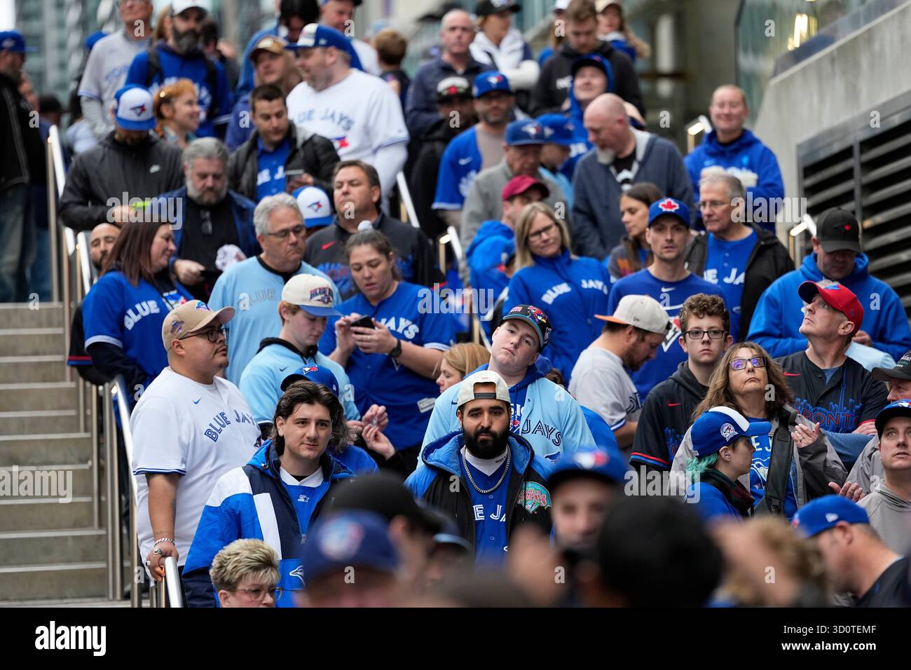 Fans arrive prior to Game 1 of baseball's World Series between the Los ...