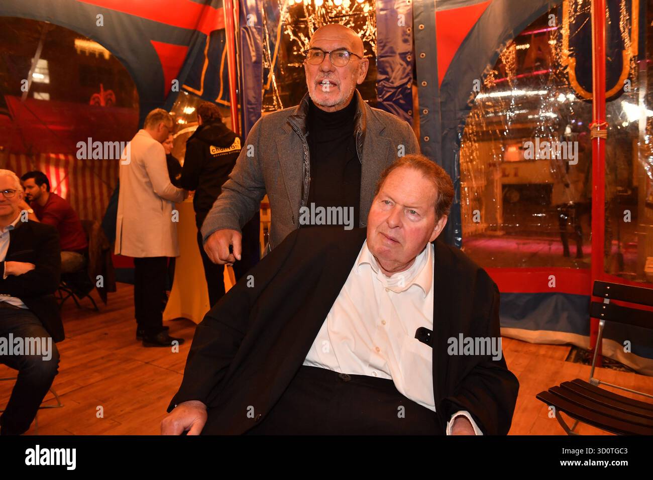 Otto Retzer und Otfried Fischer / Roncalli Premiere / ARTistART ...