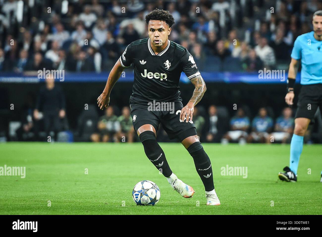 October 22, 2025, Madrid, Spain, Spain: Weston MCKENNIE of Juventus ...