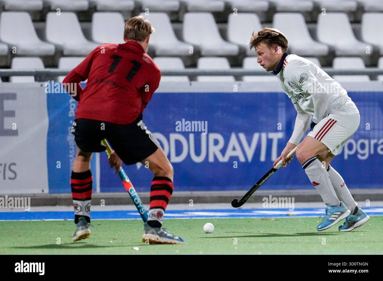 v.li.: Brian Philippsen (Frankfurt, 11), Linus Müller (MHC, 5 ...