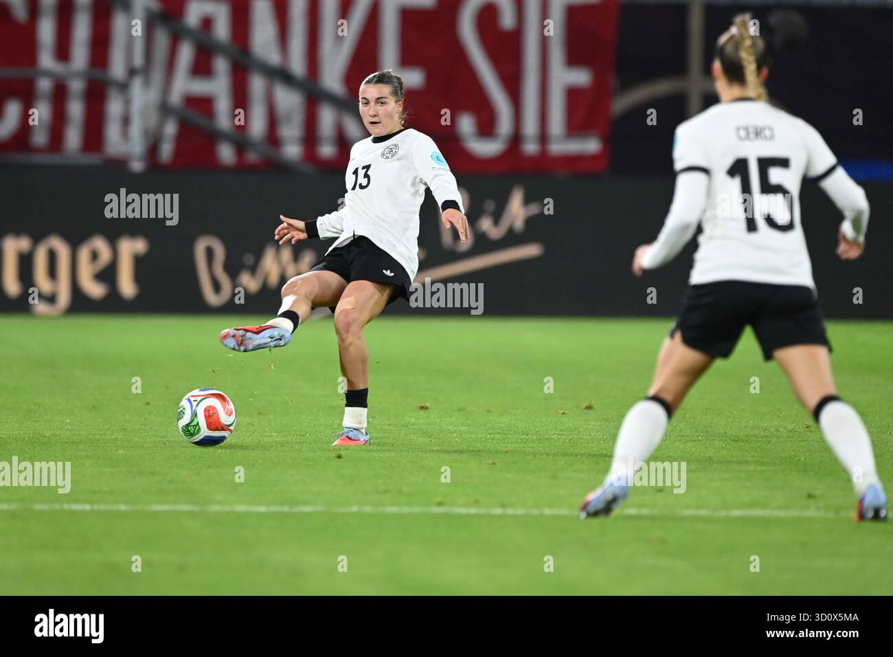 Carlotta WAMSER (GER) action, individual action, in front Selina CERCI ...