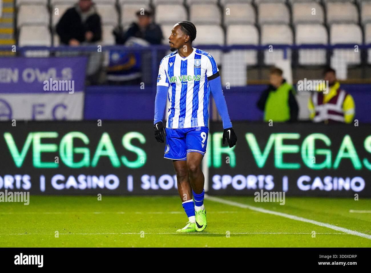 Sheffield Wednesday forward Jamal Lowe (9) during the Sheffield ...