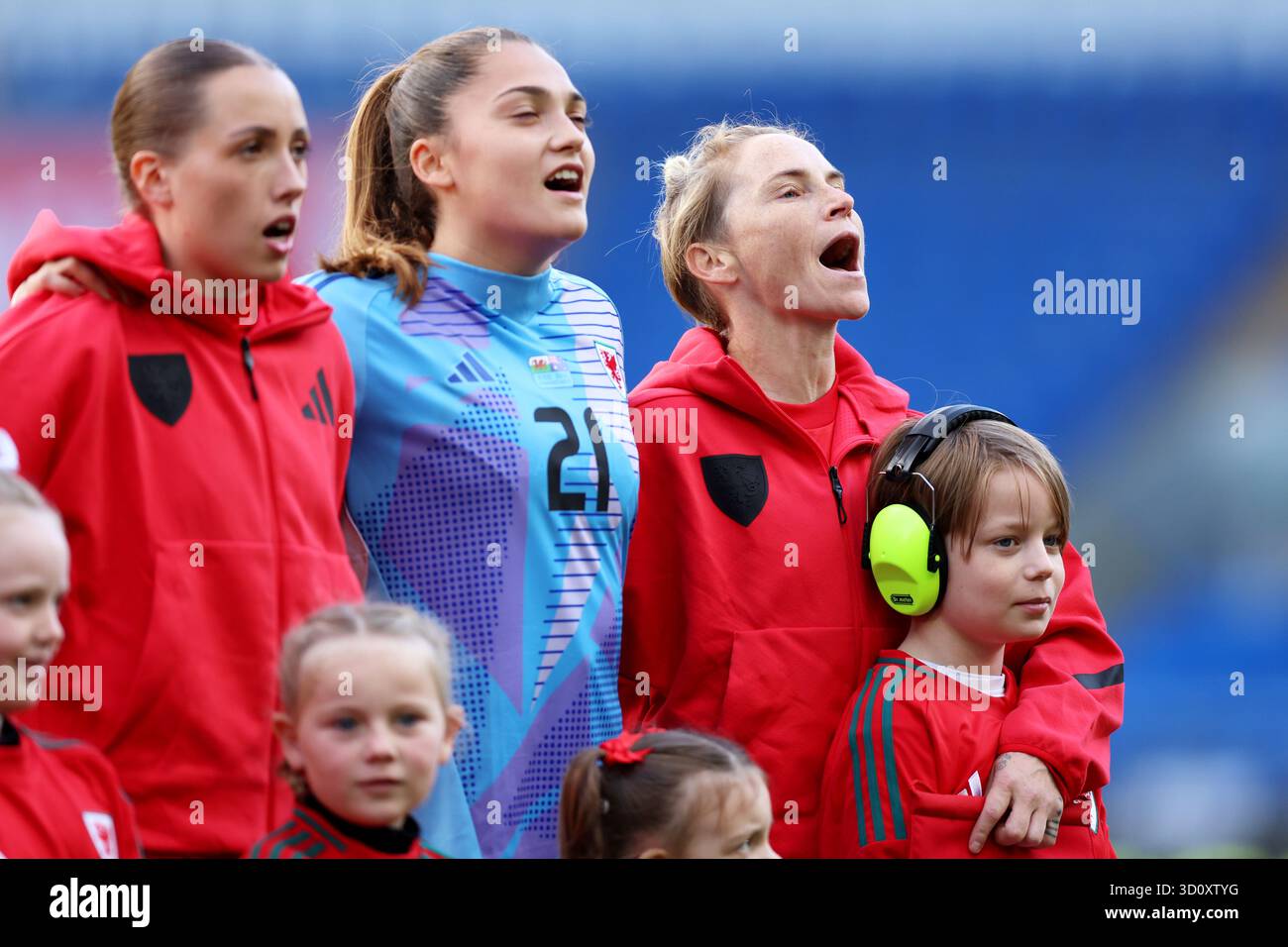 Wales' Jess Fishlock (right) singing the national anthem ahead of the ...