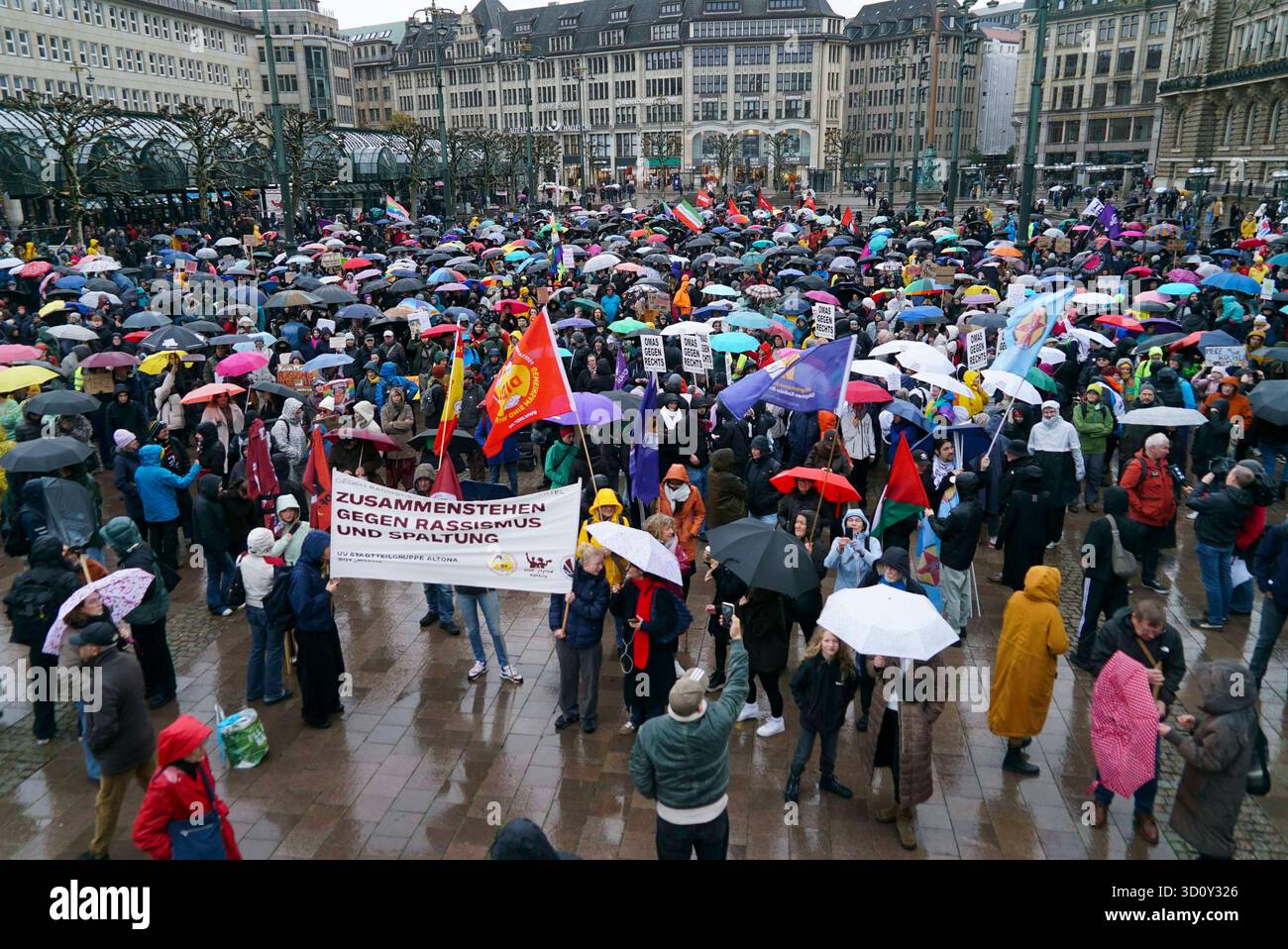 cntv/Stadtbild Demo- Mehrere hundert Menschen Teilnehmer Demonstration ...