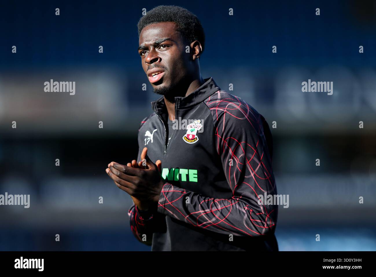 Joshua Quarshie of Southampton warms up ahead of the Sky Bet ...
