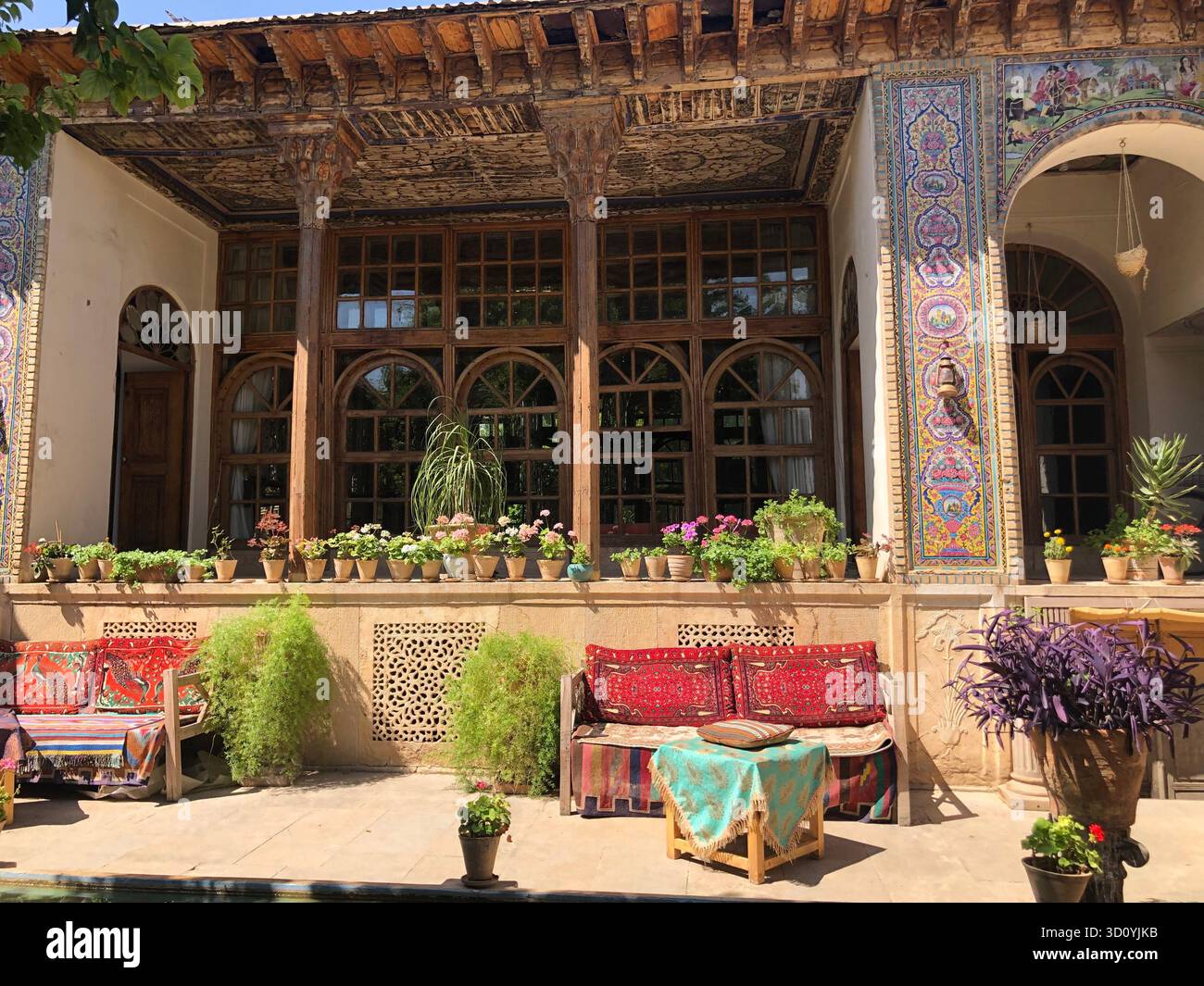Colorful courtyard of the Loghavi-Nejad Historical House in Shiraz ...