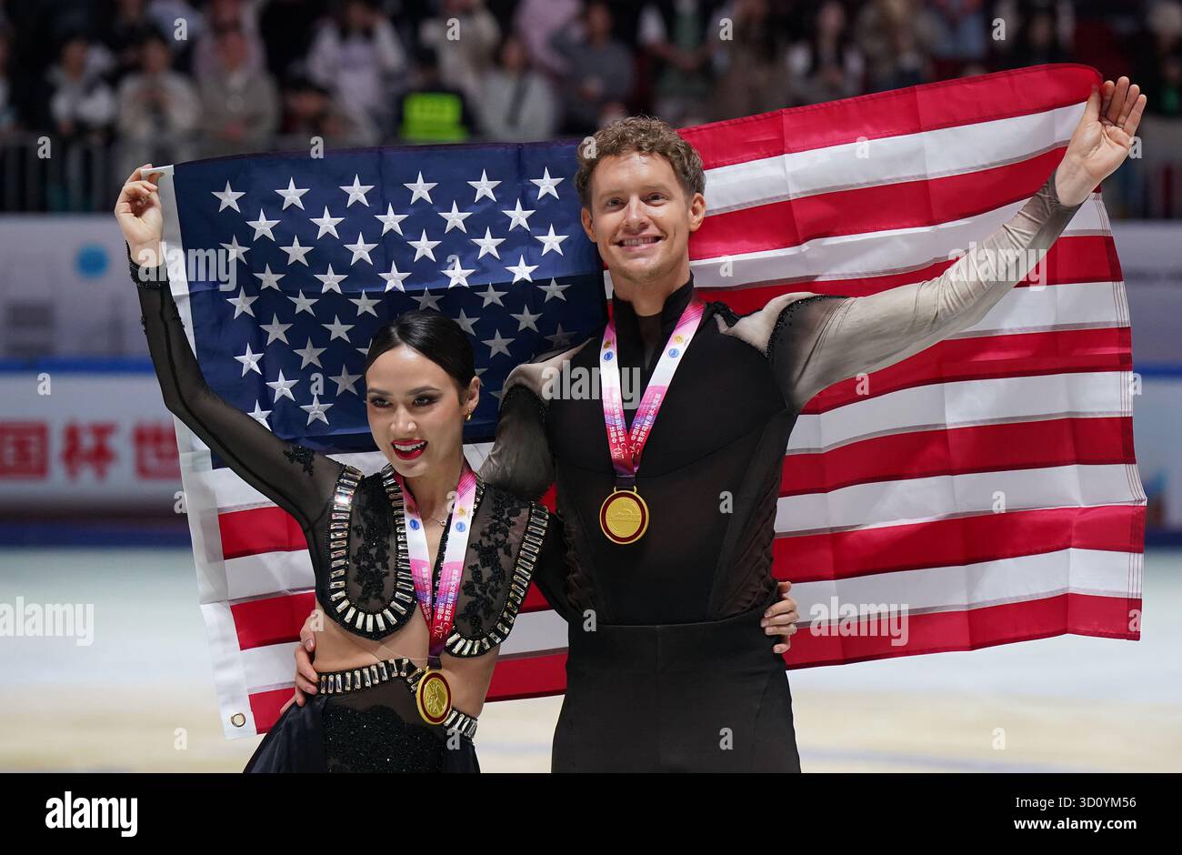 Gold medalist Madison CHOCK and Evan BATES of United States pose for ...