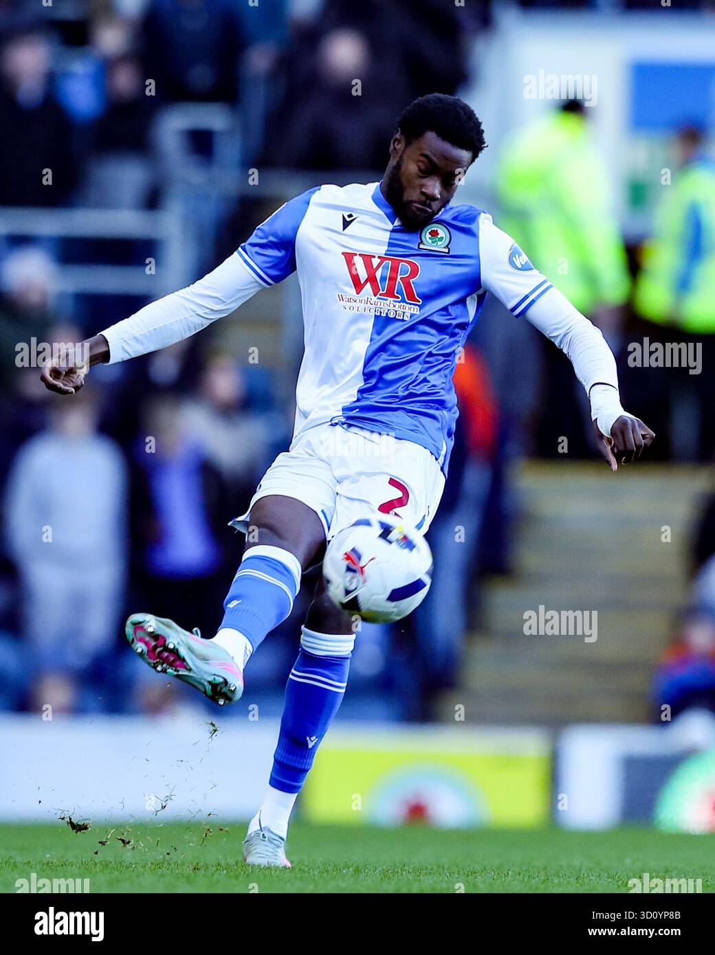 Ryan Alebiosu of Blackburn Rovers passes the ball forward during the ...