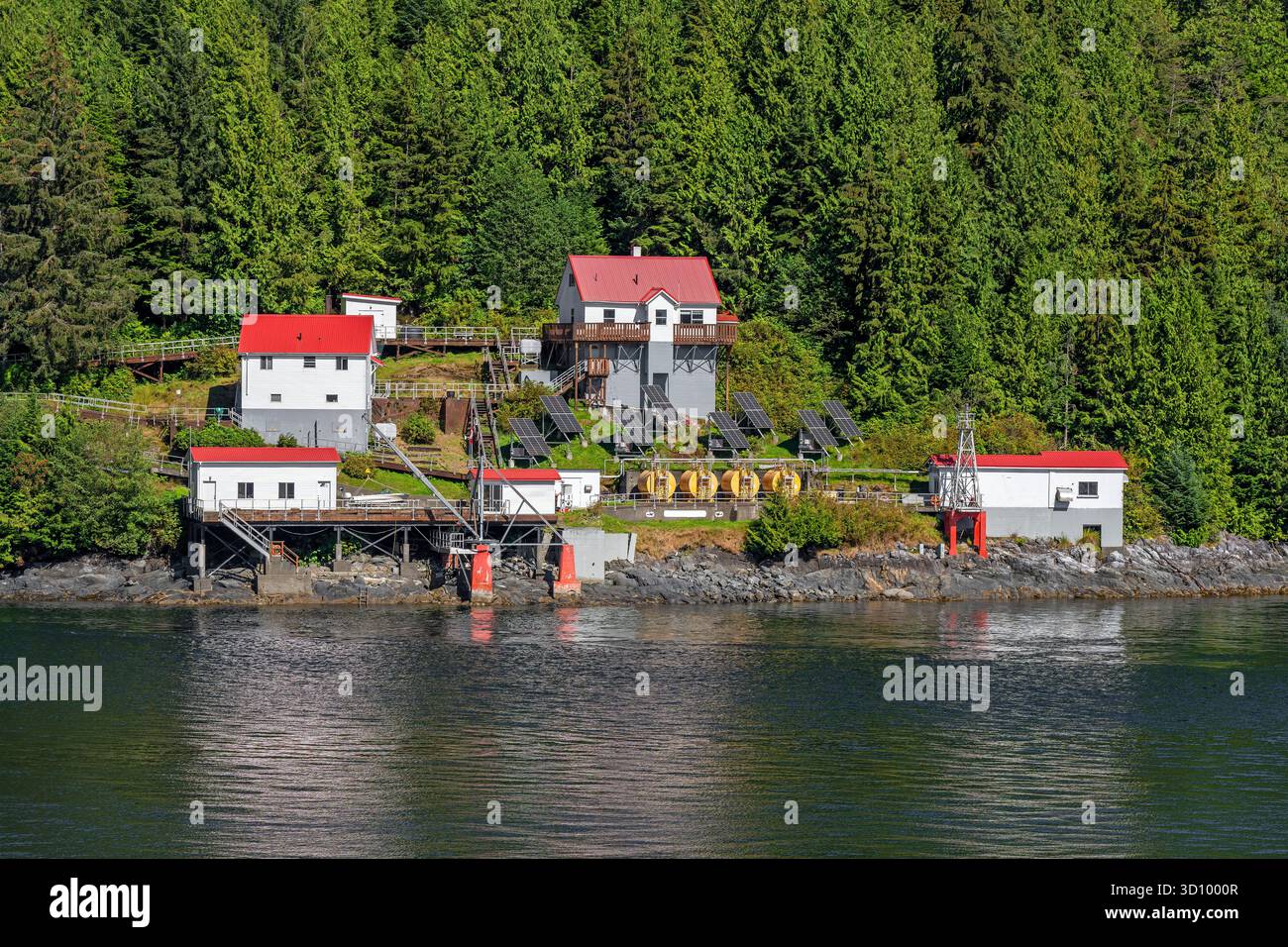 Boat Bluff Lighthouse along Inside Passage Cruise, British Columbia ...