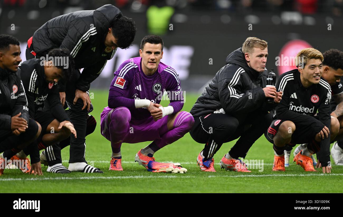 25 October 2025, Hesse, Frankfurt/Main: Soccer, Bundesliga, Eintracht ...