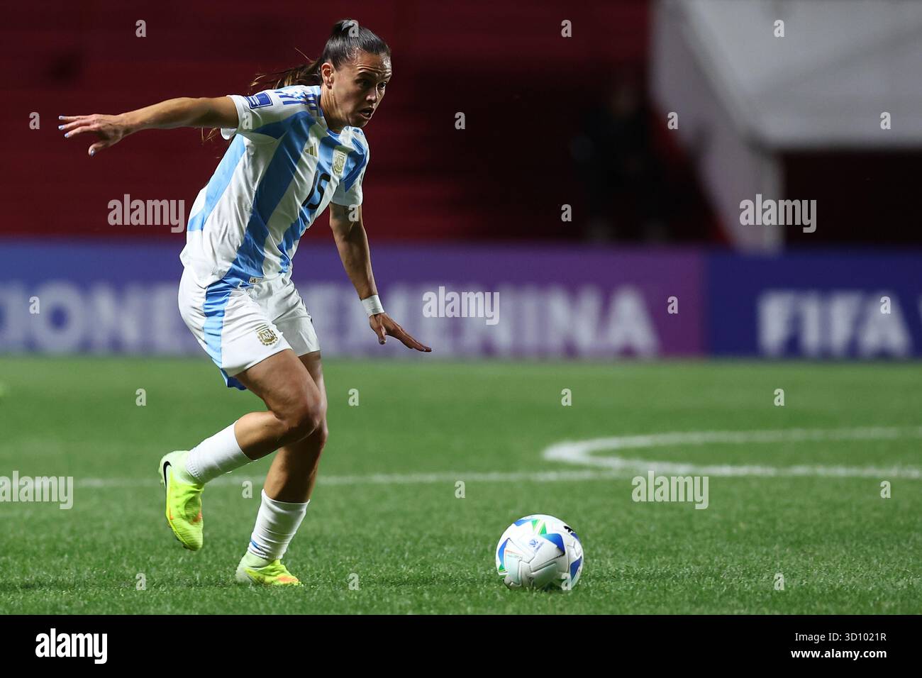 Argentina's midfielder Florencia Bonsegundo controls the ball during ...