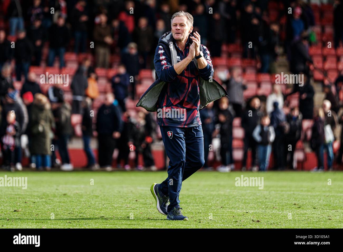 Cheltenham, England, UK, 25 October 2025. Steve Cotterill, manager of ...