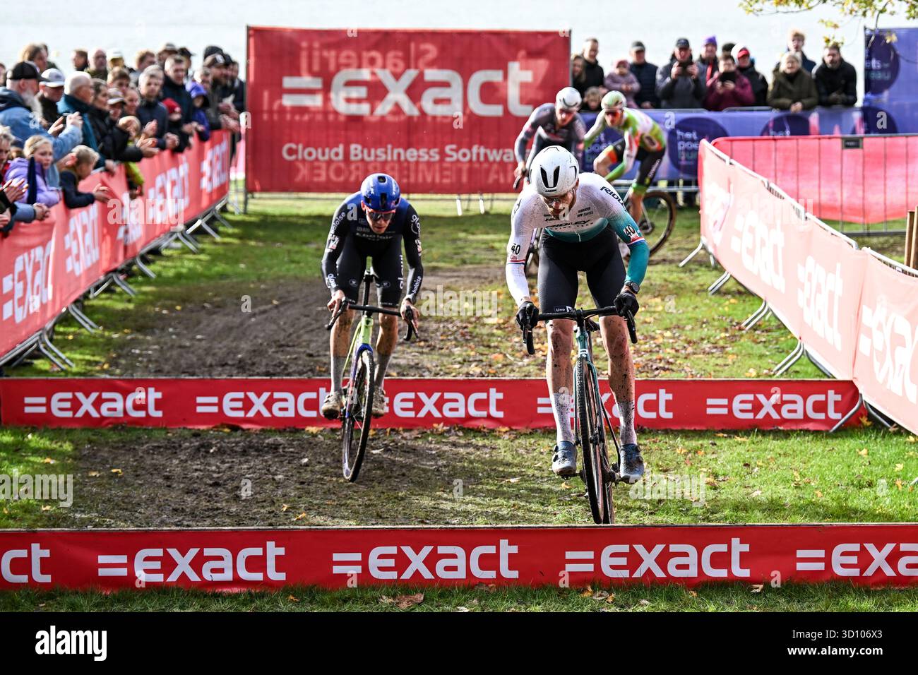 Heerde, Netherlands. 25th Oct, 2025. Dutch Pim Ronhaar and Dutch Joris ...