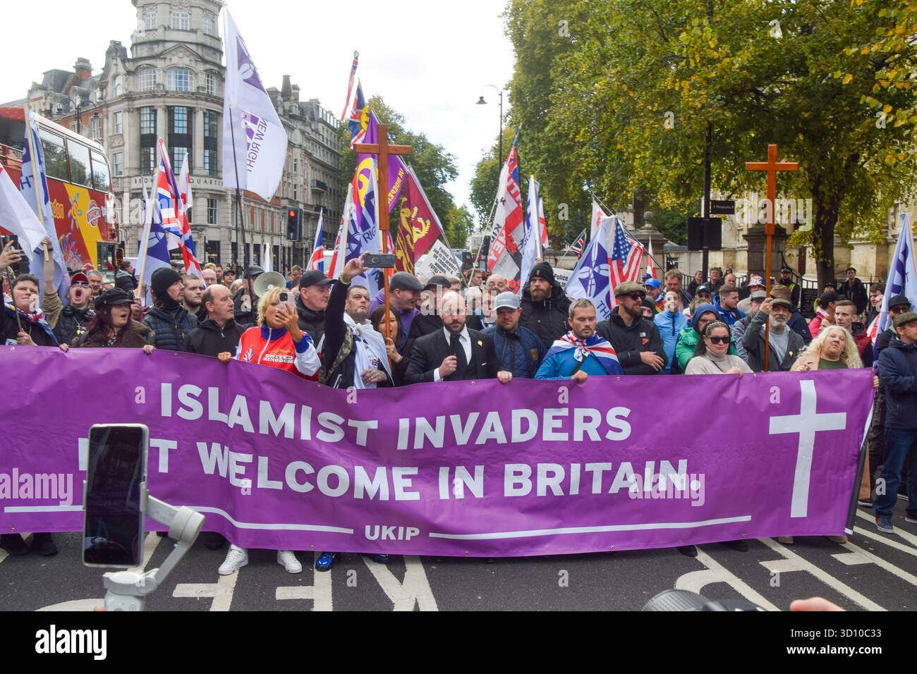 London, UK. 25th October 2025. Nick Tenconi, leader of UKIP (UK ...
